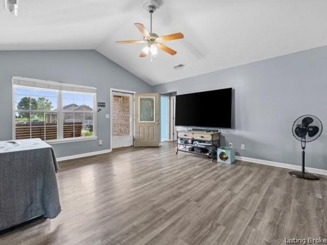 8828 Saddle Ridge Trail