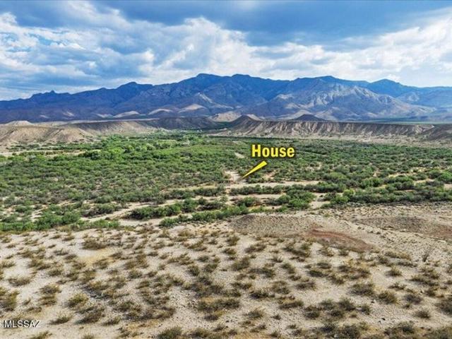 8828 W Miles A Way, Pima, AZ 85543