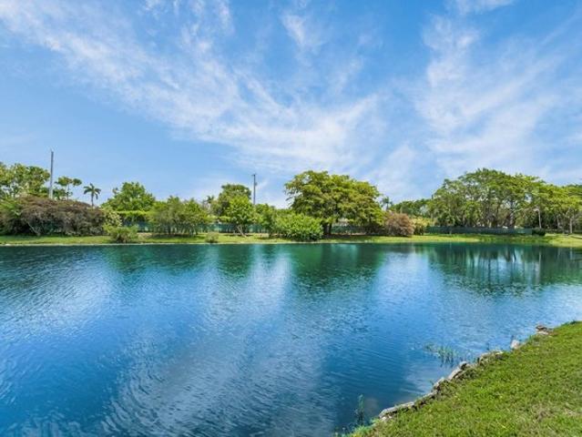 8829 Bella Vista Dr Unit 282, Boca Raton, FL 33433