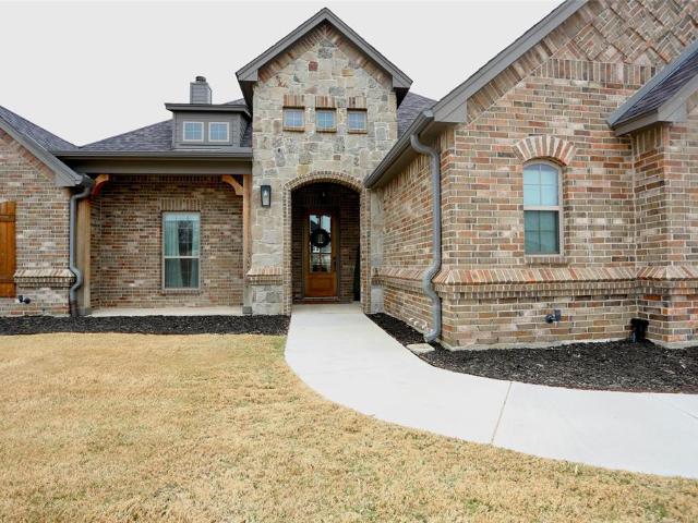 8829 Hidden Pond St, Justin, TX 76247 | MLS #21197 | Compass