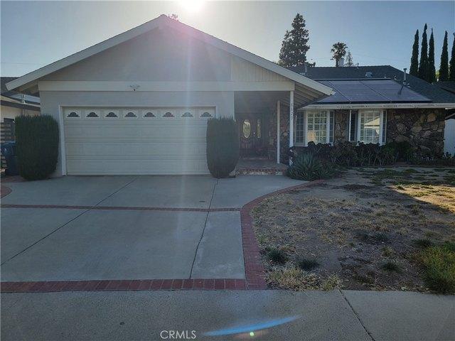 8829 Rubio Ave, North Hills, CA 91343