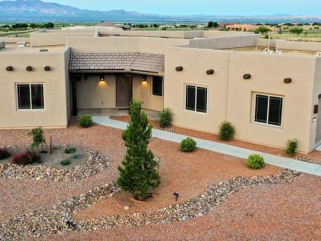 8829 S Arab Ct, Hereford, AZ 85615