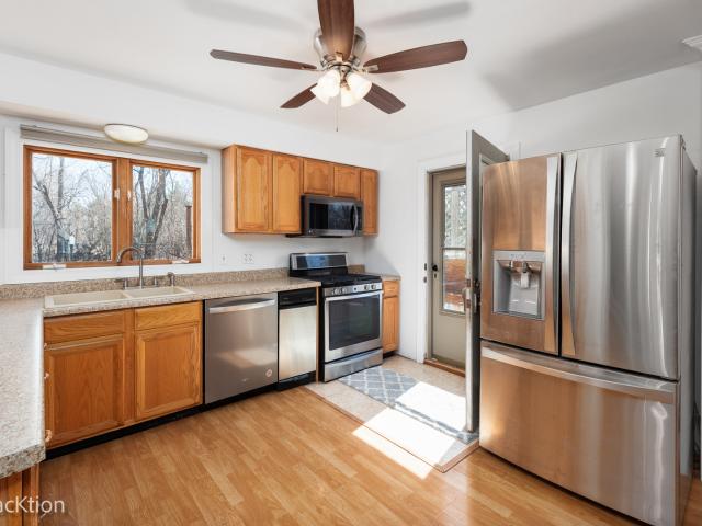 8829 Skyline Drive