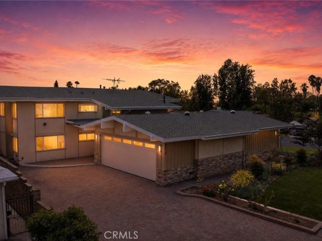 8820 Meadowbrook