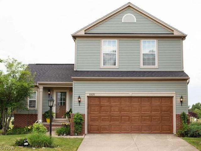 8820 Belton Dr, North Ridgeville, OH 44039