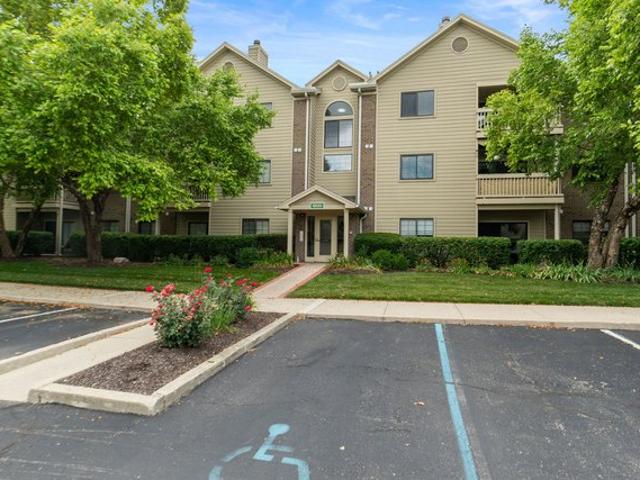 8820 Yardley Ct Apt 207, Indianapolis, IN 46268