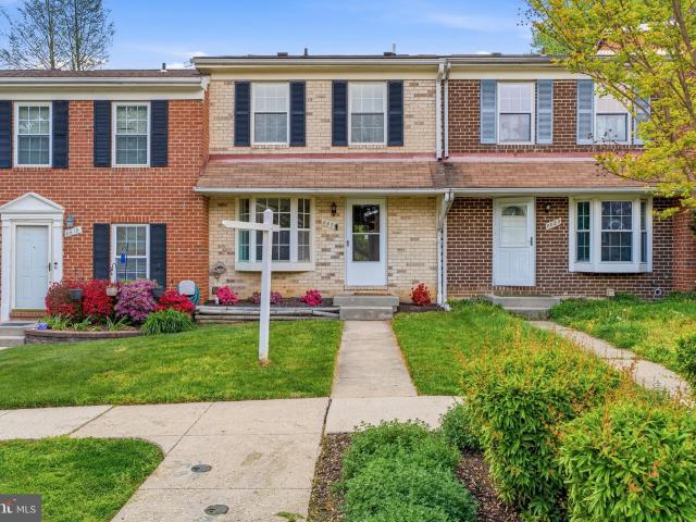 8821 Hayshed Ln, Columbia, MD 21045 | MLS #MDHW2066 | Compass