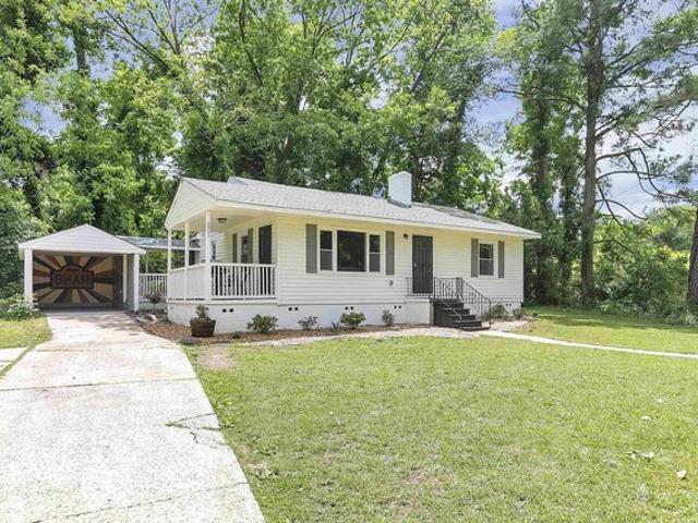 8821 Parkway E, Birmingham, AL 35206