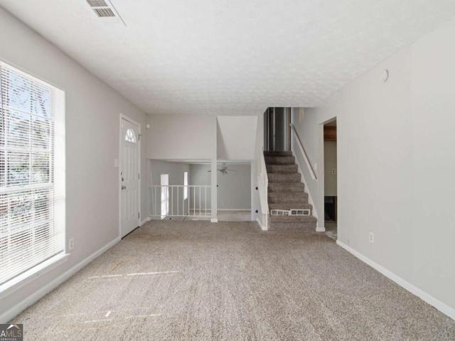 8822 Ashwood Drive