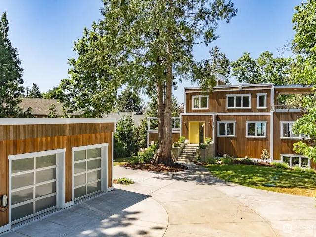 8823 Oertel Drive