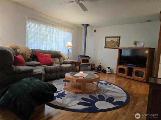 8823 Old Highway 99 SE