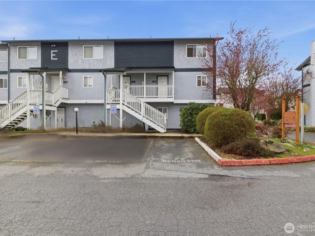 8823 Holly Dr, Unit E201, Everett, WA 98208 | MLS #2501 | Compass