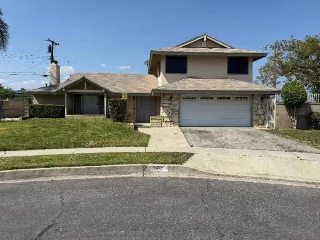 882 E Monteca St, Rialto, CA 92376