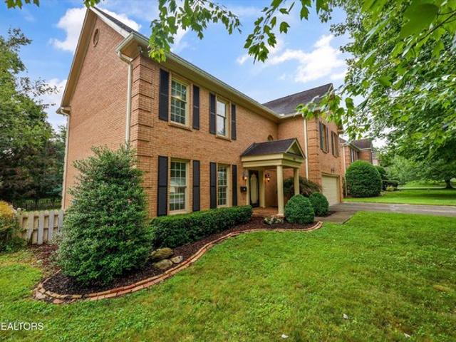 882 Hansmore Pl, Knoxville, TN 37919
