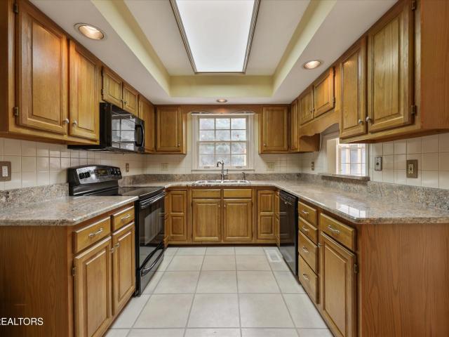 882 Hansmore Place