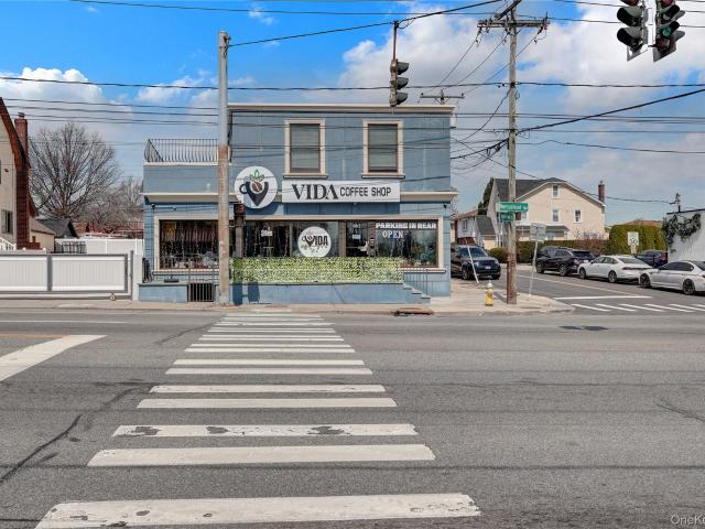 882 Hempstead Turnpike