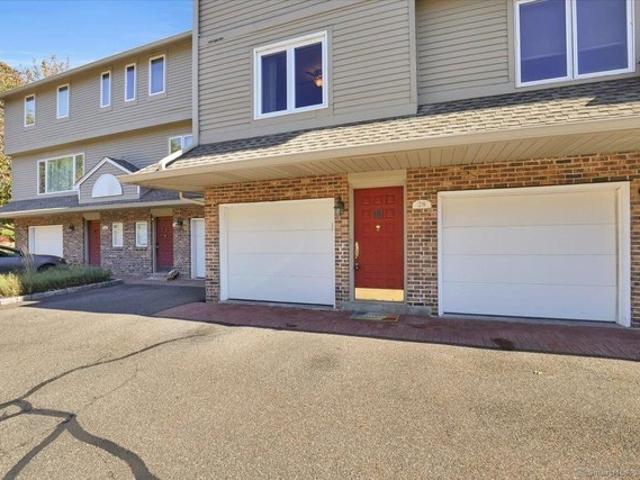 882 N Colony Rd Apt 28, Meriden, CT 06450