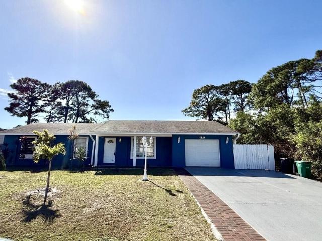 882 SE Walters Ter, Port St. Lucie, FL 34983 | MLS #R11154 | Compass