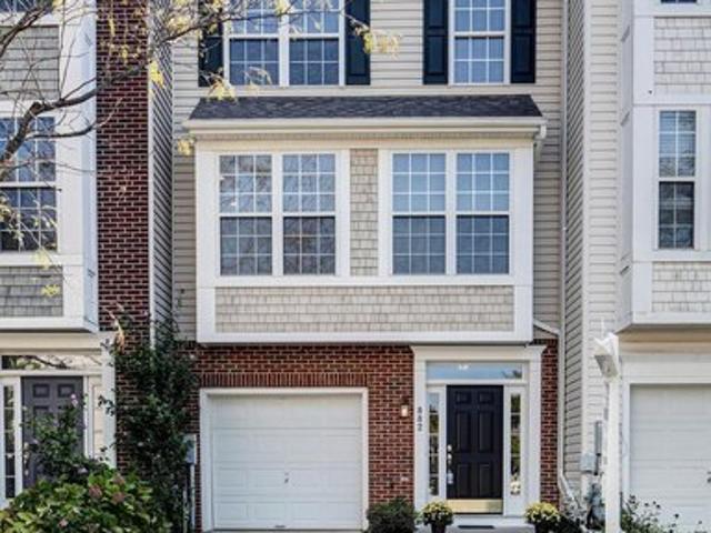 882 Stonehurst Ct, Annapolis, MD 21409