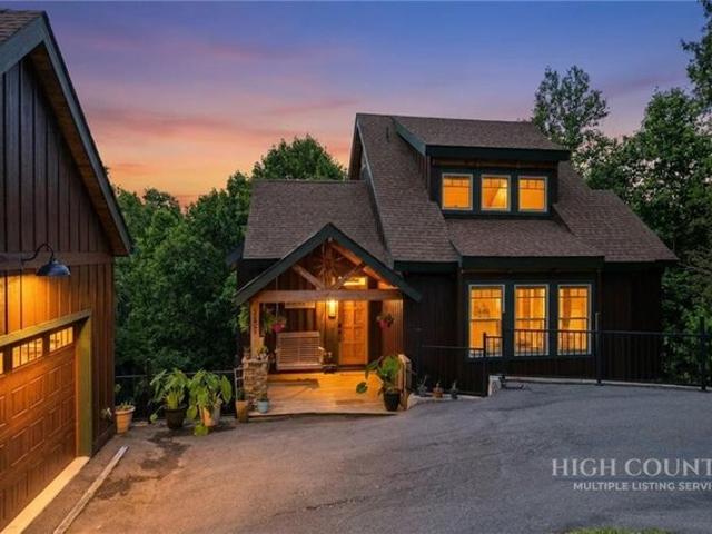 882 Sunset Dr, Blowing Rock, NC 28605
