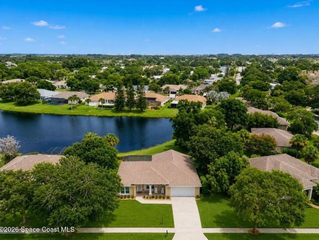 882 Wood Creek Dr, Melbourne, FL 32901