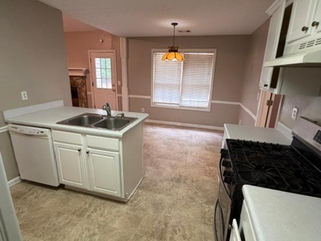 882 Whispering Way