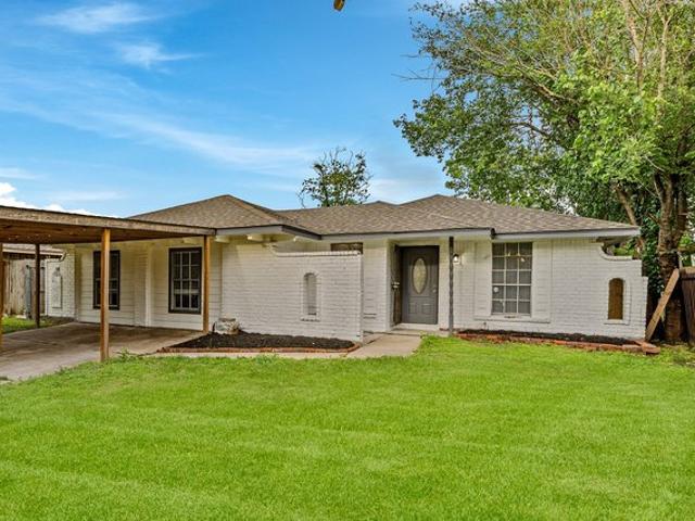 8834 Brackley Ln, Houston, TX 77088