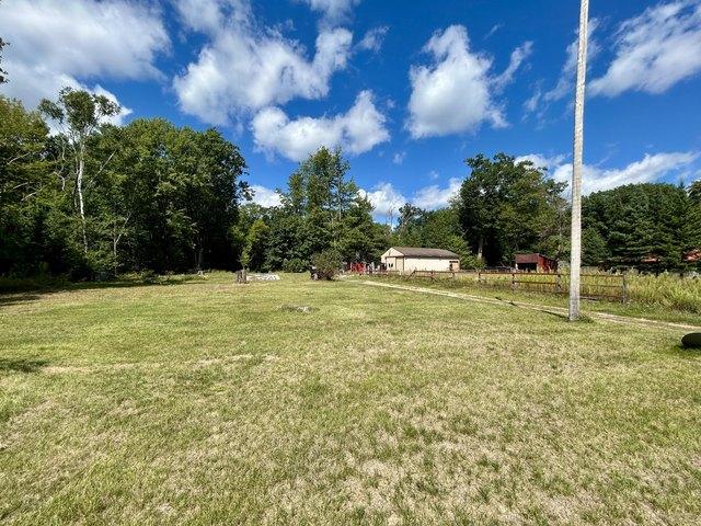 8836 Ora Lake Rd, Hale, MI 48739