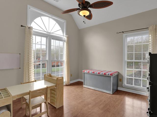 8836 doveland dr