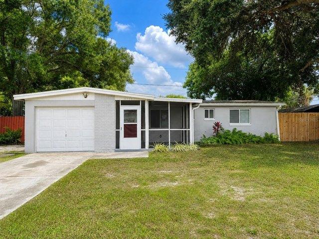 8836 79th Pl, Seminole, FL 33777