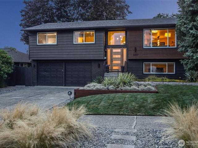 8837 34th Ave SW, Seattle, WA 98126