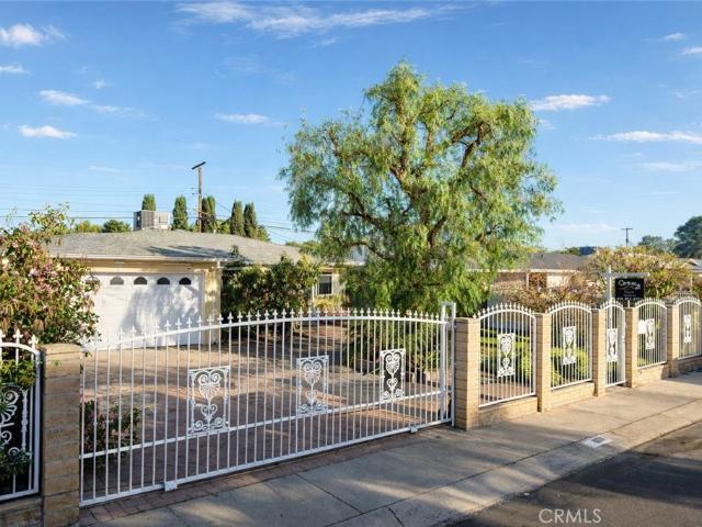 8838 Murietta Ave, Panorama City, CA 91402 | MLS #SR26058 | Compass