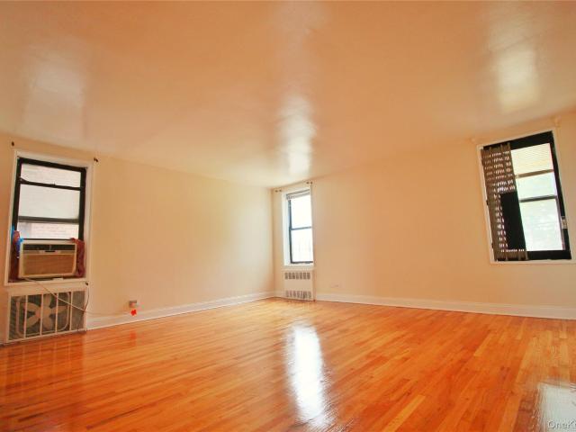 8830 nd Street 3E