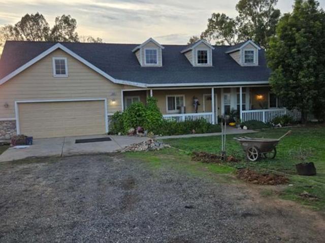 8830 Bradshaw Rd, Elk Grove, CA 95624