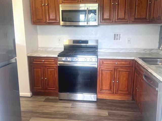 8830 Piney Branch Road # 903