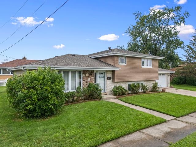 8830 W Lotus Drive