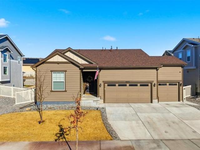 8831 E 105th Ln, Commerce City, CO 80640
