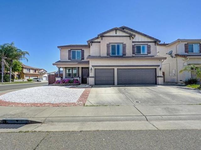 8832 Marlin Seas Ct, Sacramento, CA 95828