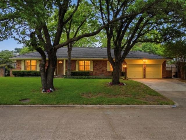 8832 Antrim Dr, Dallas, TX 75218