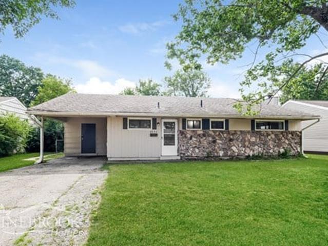 8832 Cabot Dr 3/1.5 1200 sqft
