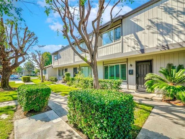 8833 Brookdale Dr, Garden Grove, CA 92844