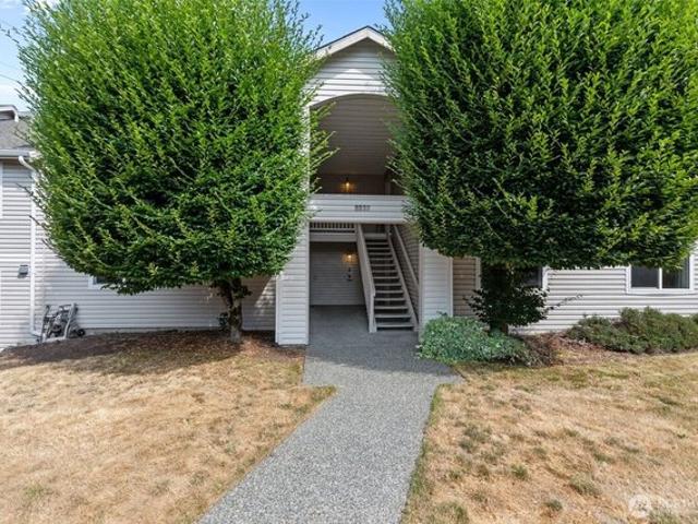 8833 1st St NE Unit J204, Lake Stevens, WA 98258