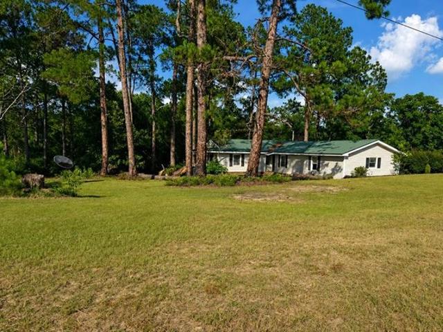 883 Lower Rebecca Rd, Fitzgerald, GA 31750