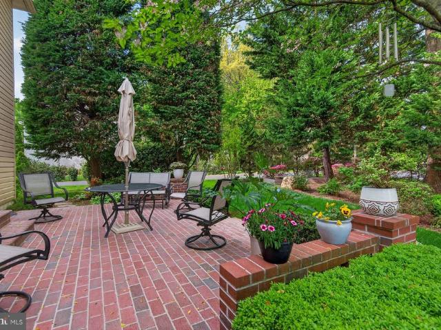 8844 Silverline Drive