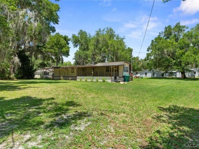 8845 E Washington Ln, Floral City, FL 34436