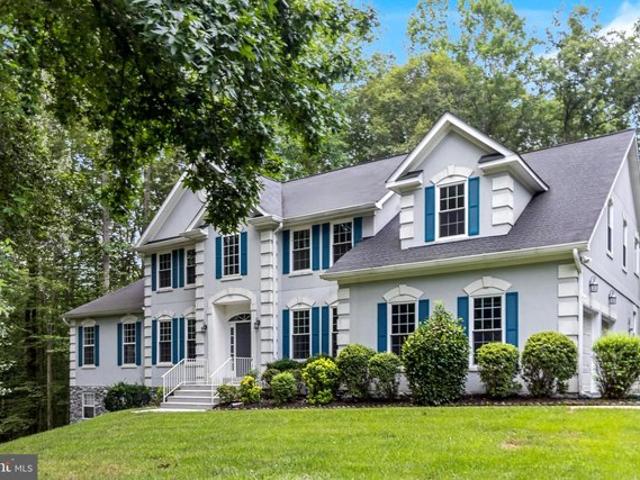 8845 Locust Grove Dr, Port Tobacco, MD 20677