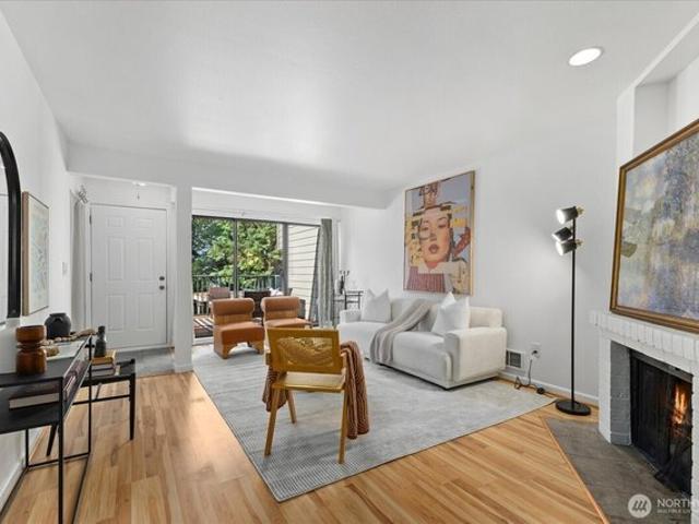8845 th Ave NE Apt B104, Redmond, WA 98052