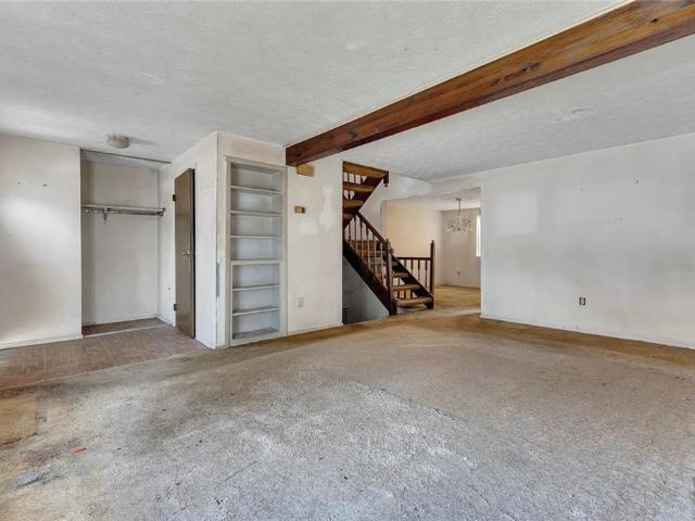 8846 Applegate Lane