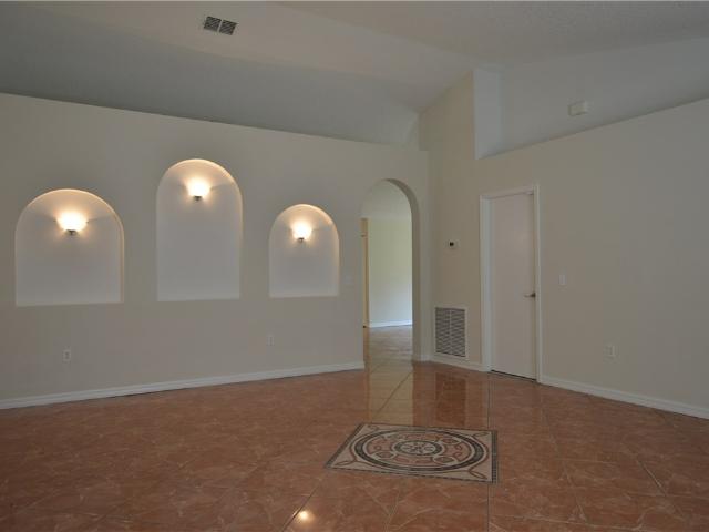 8846 th Ave, Vero Beach, FL 32967 | MLS #295875