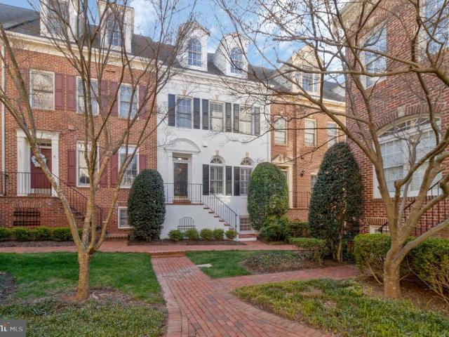 8847 Ashgrove House Lane